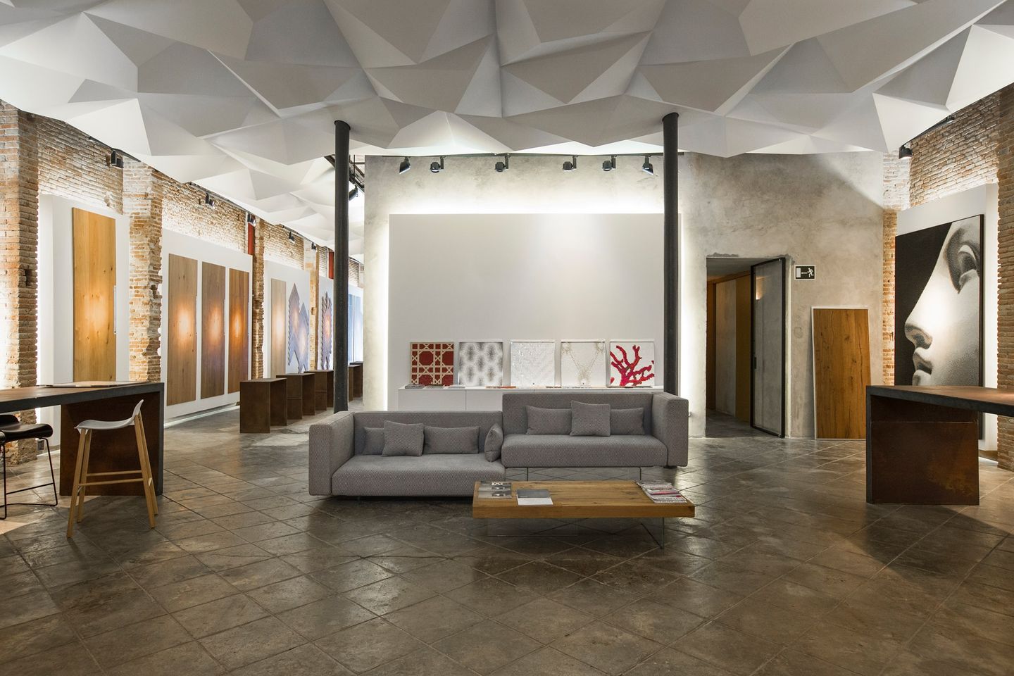 Por qué visitar un showroom interiorismo antes de iniciar un proyecto ...